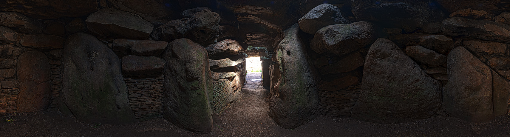 West Kennet Long Barrow photography supplied by Ian Humes
